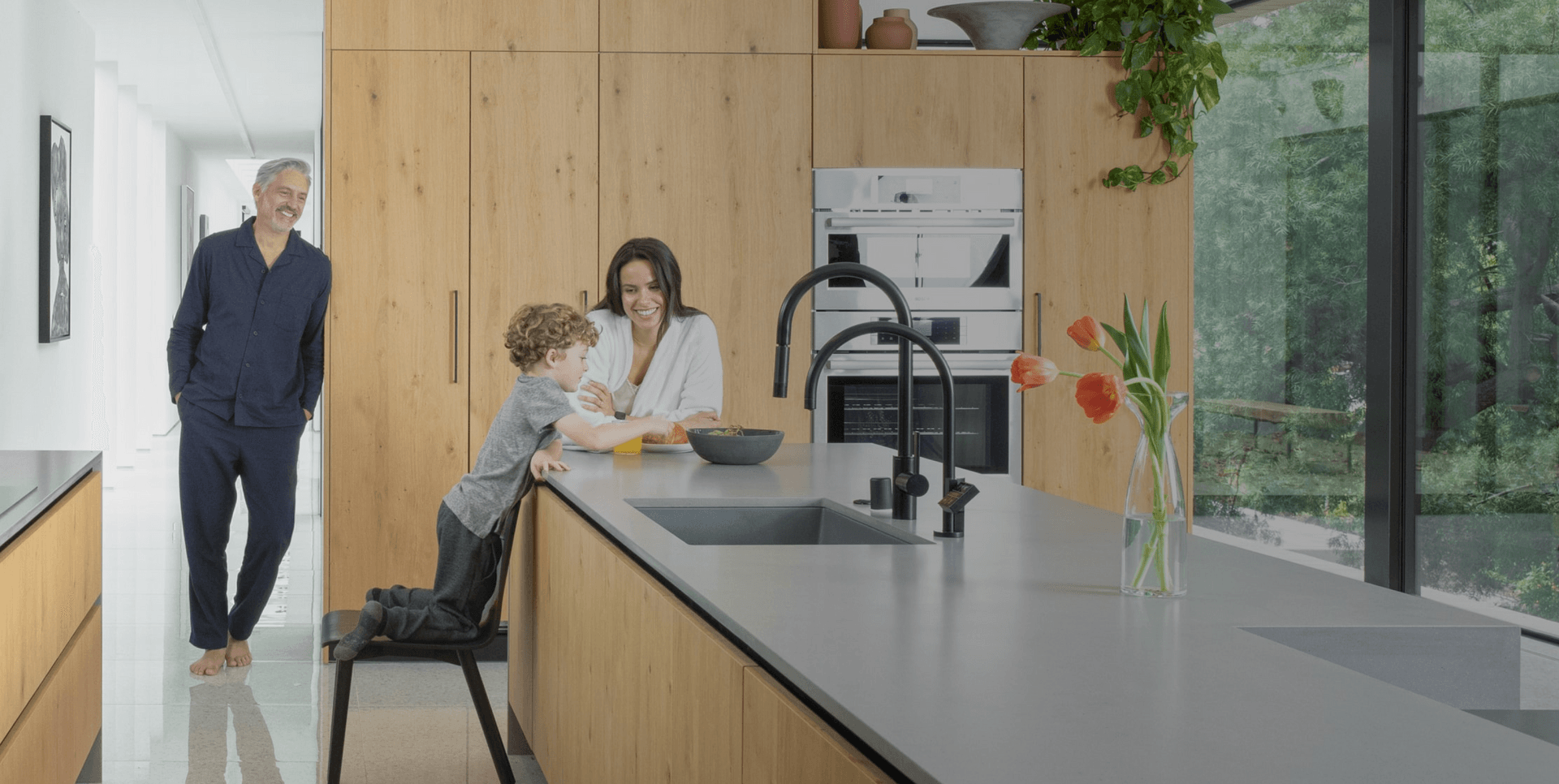 Savant Introducing Smart Home Living - Savant